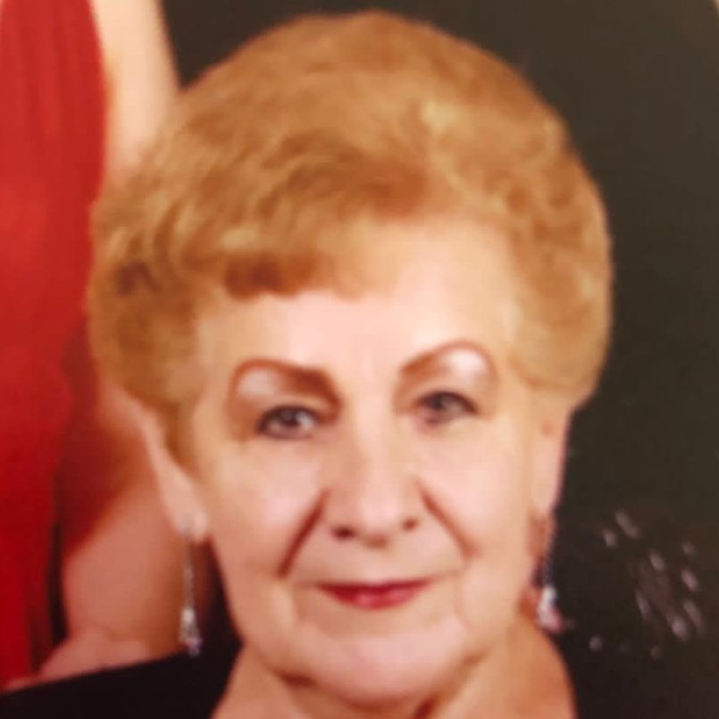 Hilda Saenz Trejo | El Ángel