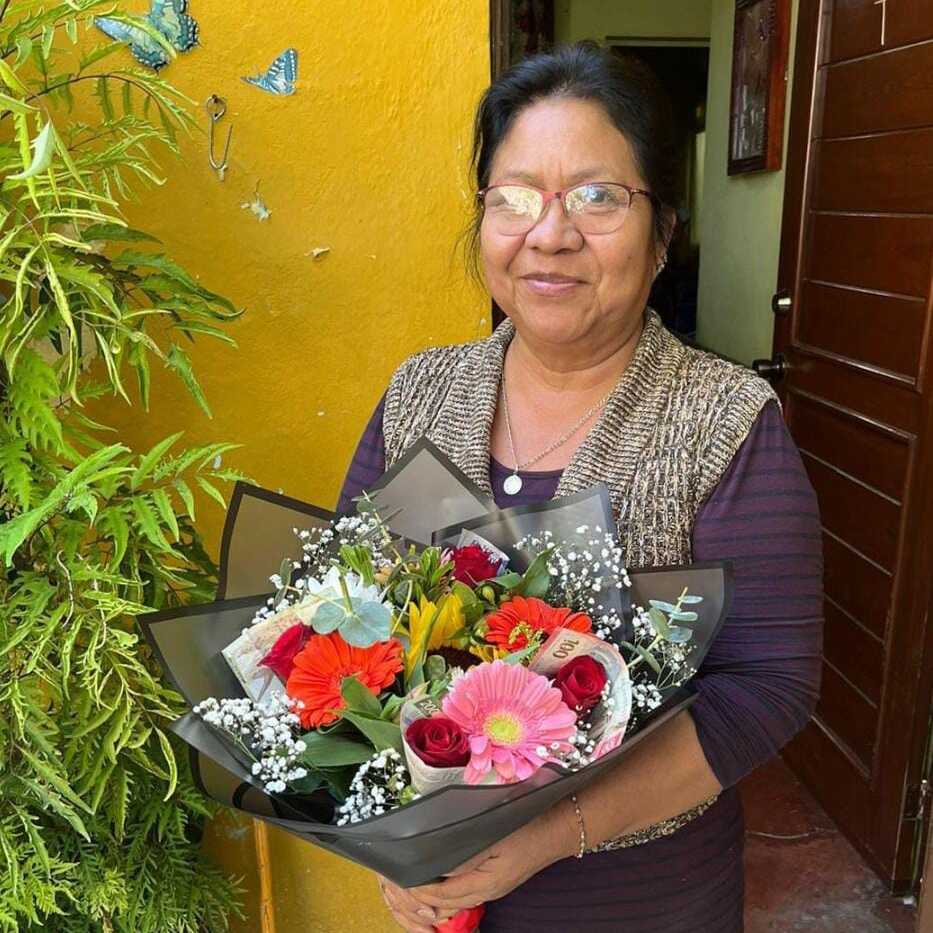 MARIA GUADALUPE RESENDIZ RAMIREZ | Muros del recuerdo